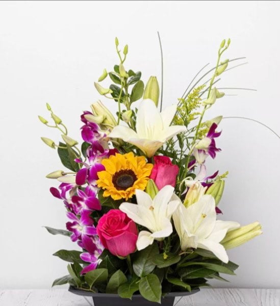 Santos Tropical Arrangement | Santos Flowers